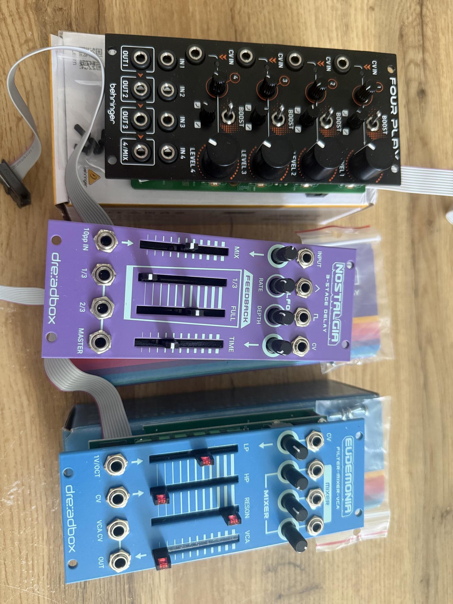 Prodám Dreadbox Nostalgia, Eudemonia a Behringer Four Play – prodám ...